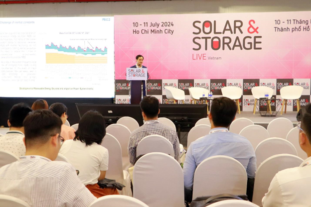 PECC2 với giải pháp lưu trữ năng lượng tại Diễn đàn Solar & Storage Live Vietnam 2024